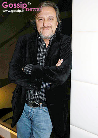 Inaugurazione 'Must' di Roberto Cenci - Foto e Gossip by Gossip News