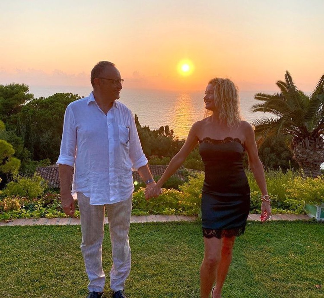 Angela Melillo pubblica foto col compagno 66enne Cesare: ''Nonostante ...