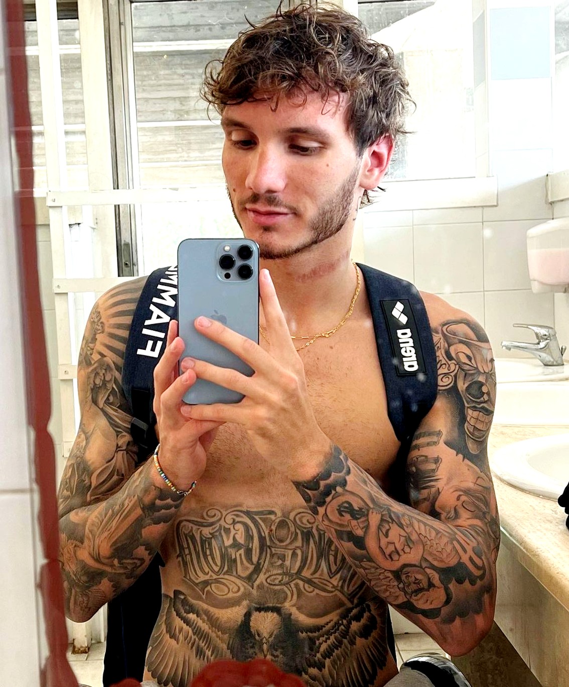 Manuel Bortuzzo a torso nudo: dopo il GF Vip interamente coperto di tatuaggi, guarda - Gossip.it ...