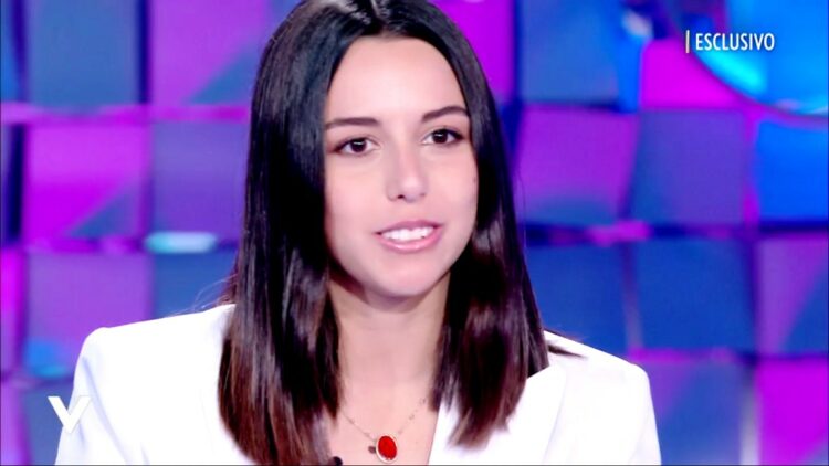 Jolanda Renga, figlia di Ambra, per la prima volta in tv, si racconta ...